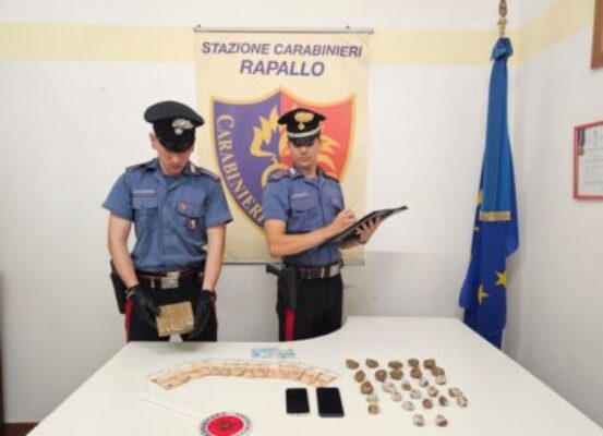 Rapallo, i carabinieri arrestano 18enne: aveva 900 grammi di cocaina