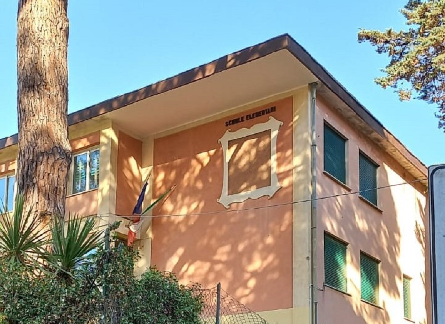 Santa Margherita Ligure, taglio "inevitabile" per uno dei pini ...